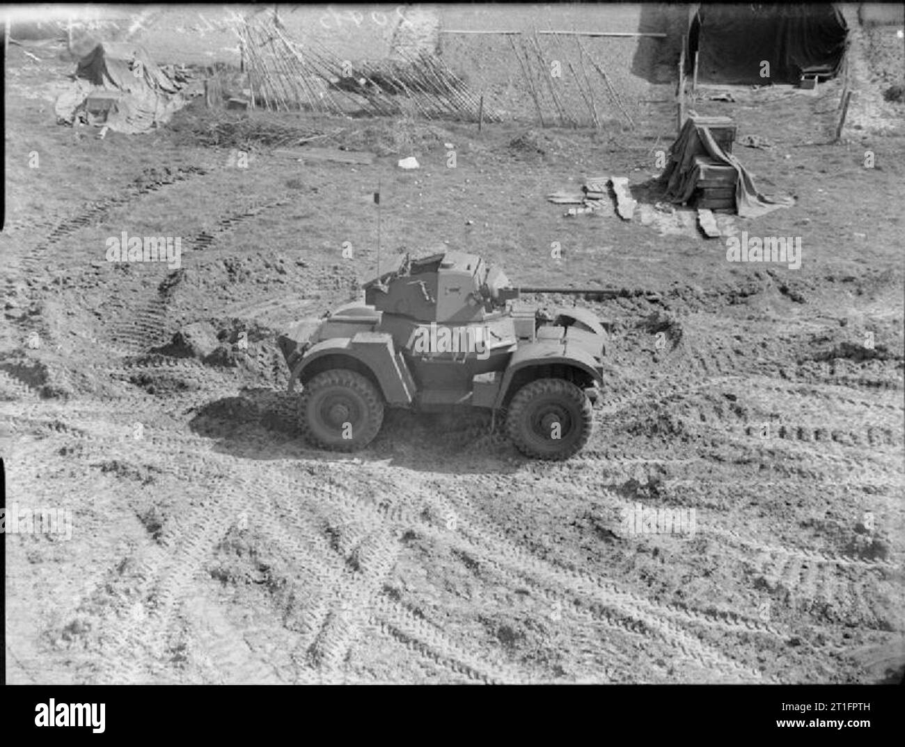 Tanks and Afvs of the British Army 1939-45 Daimler Mk II armoured car ...