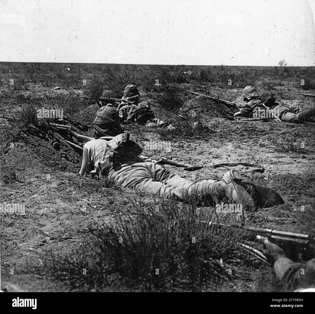 The Second Boer War, 1899-1902 British Troops practising digging-in ...
