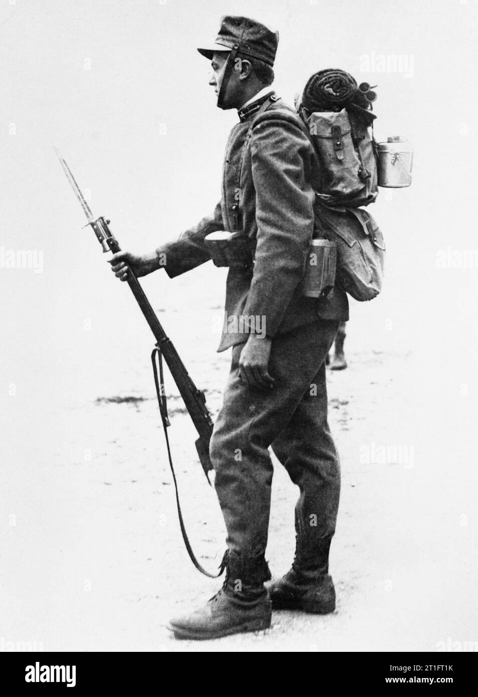 The Italian Army during the First World War Italian infantry soldier in ...