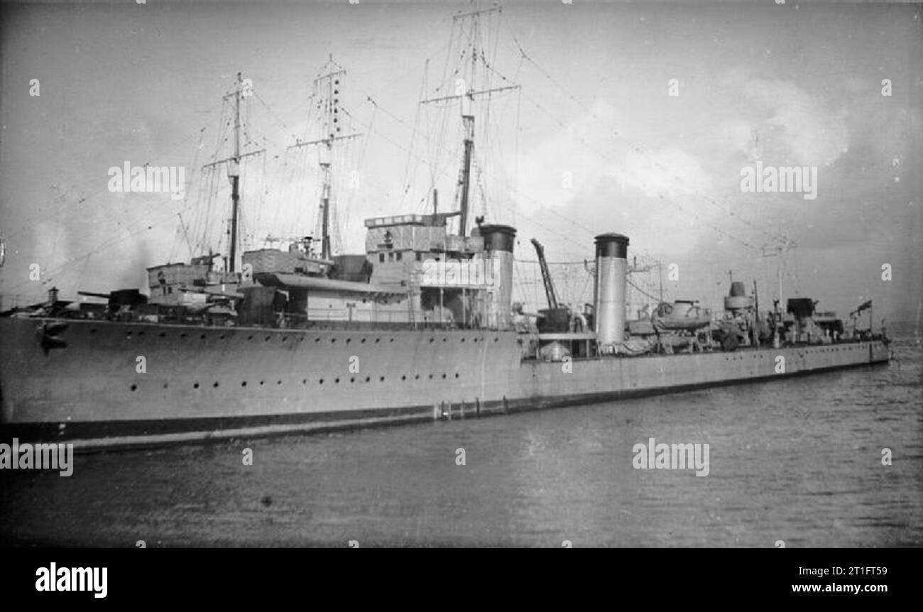 . Photograph of British Admiralty type destroyer leader HMS Bruce Stock ...