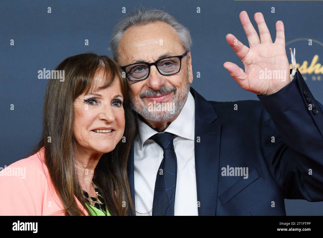 Leipzig, Germany. 13th Oct, 2023. Actor Wolfgang Stumpf and wife ...
