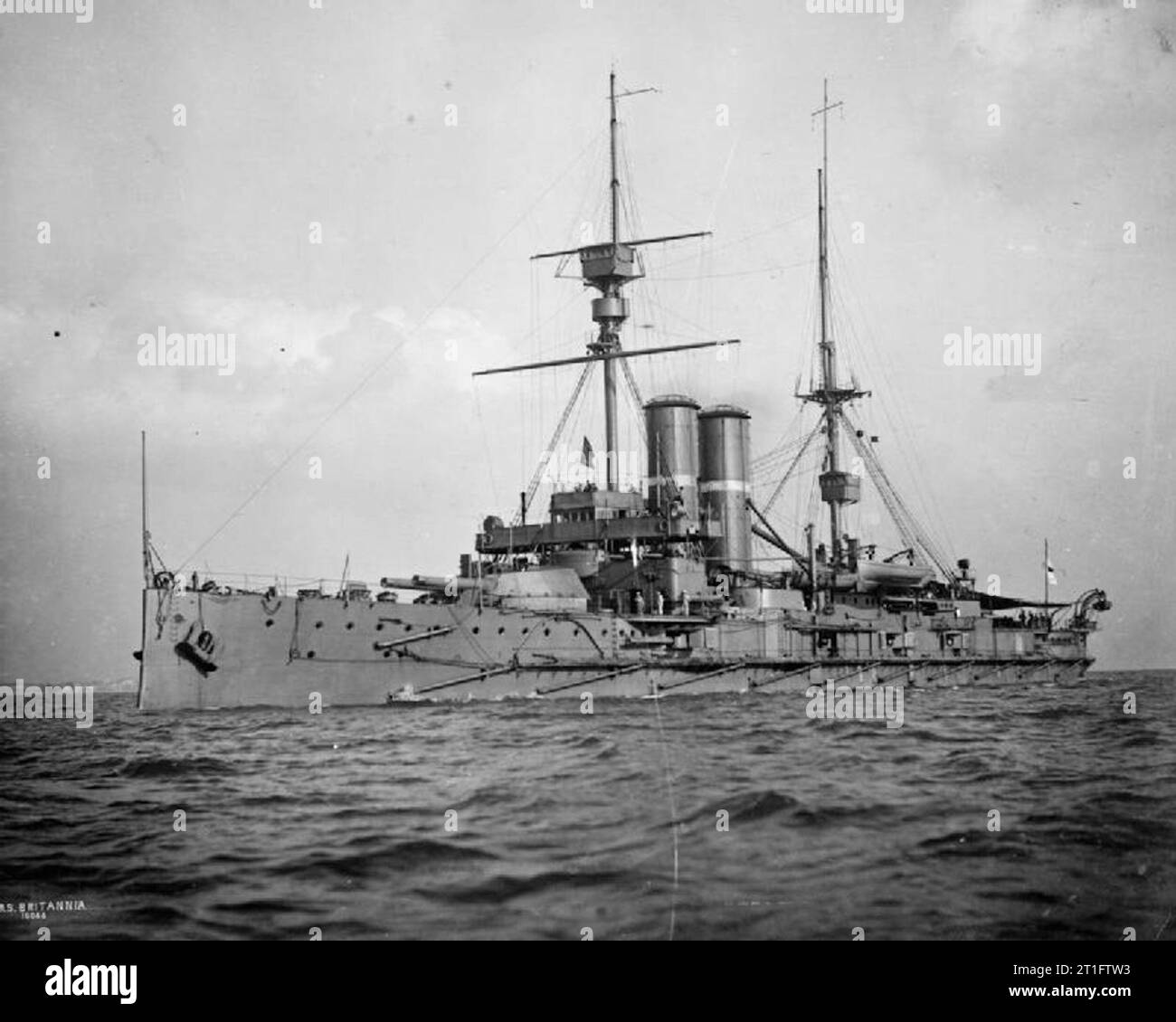 Hms britannia hi-res stock photography and images - Alamy