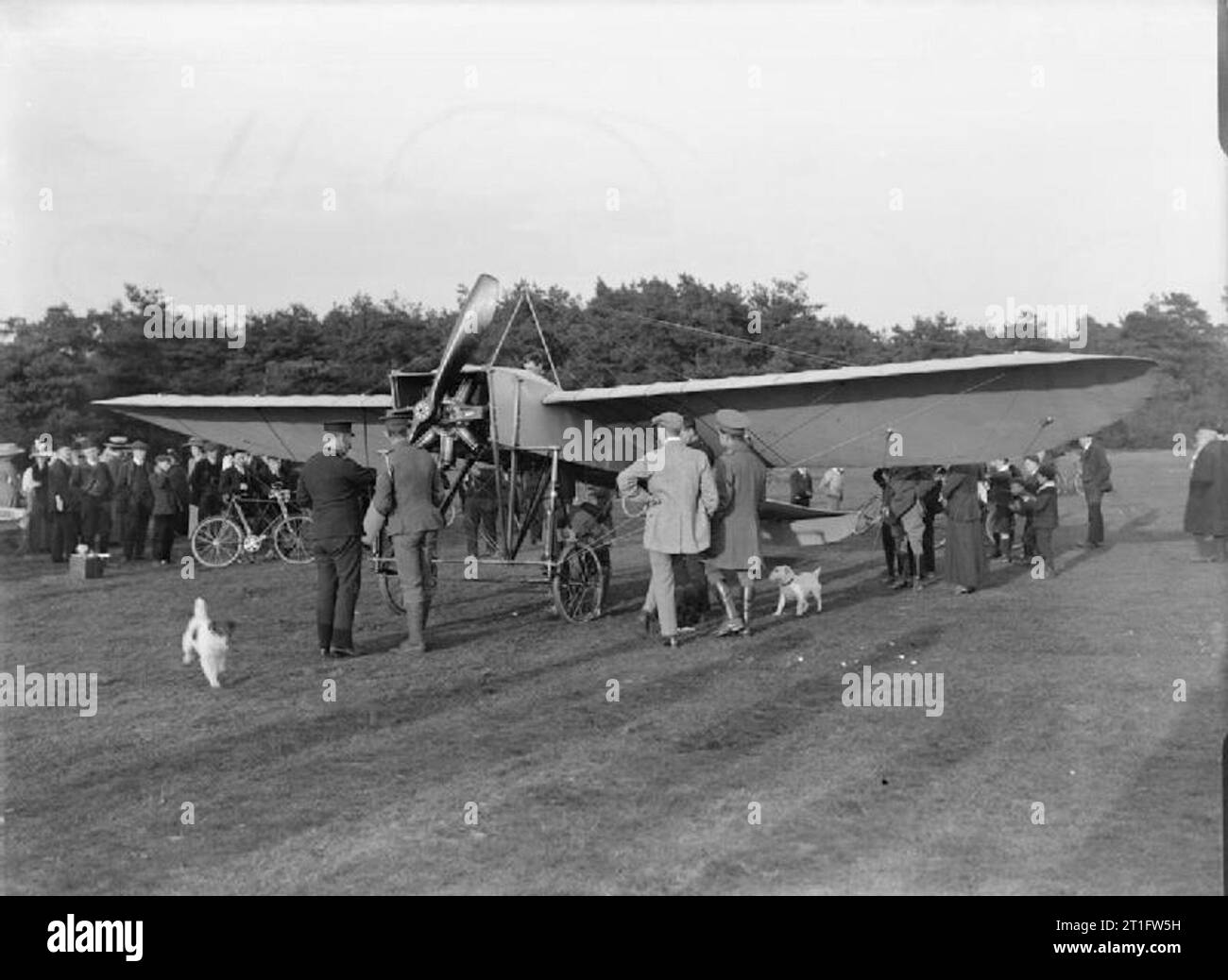 Aviation in Britain Before the First World War A Bleriot monoplane on ...