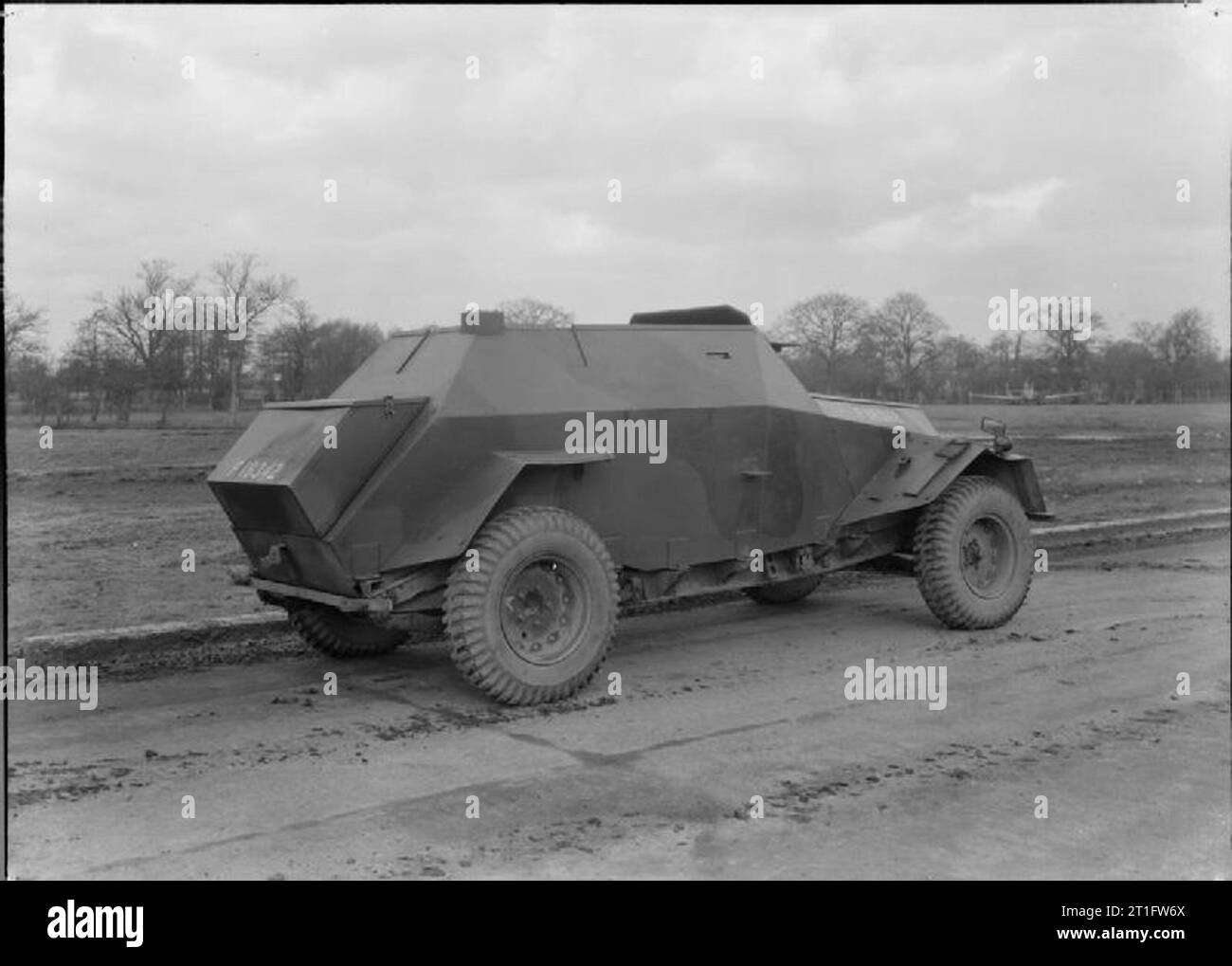 Tanks and Afvs of the British Army 1939-45 Humber I light ...