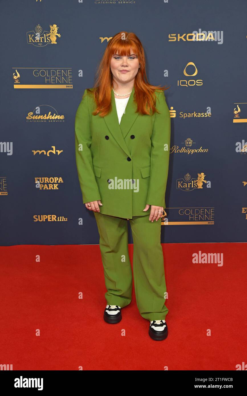 Loi Leonie Greiner bei der VERLEIHUNG DER GOLDENEN HENNE 2023 in der ...