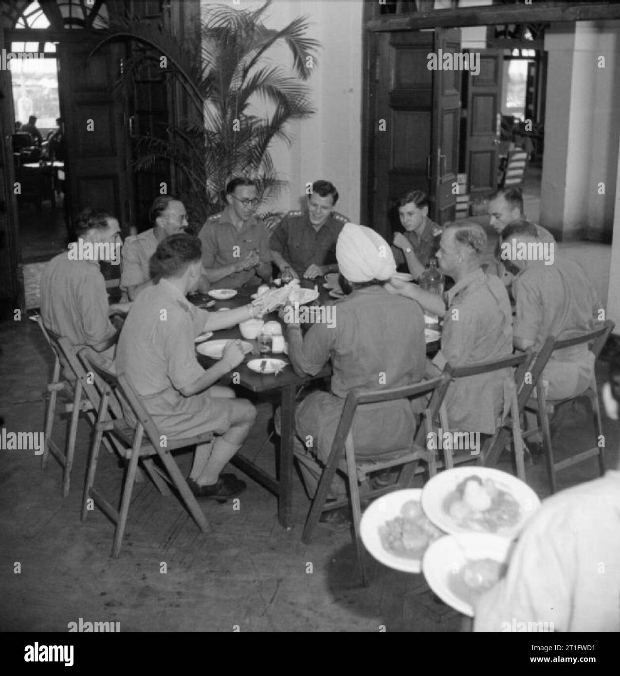 Officers dining hi-res stock photography and images - Alamy