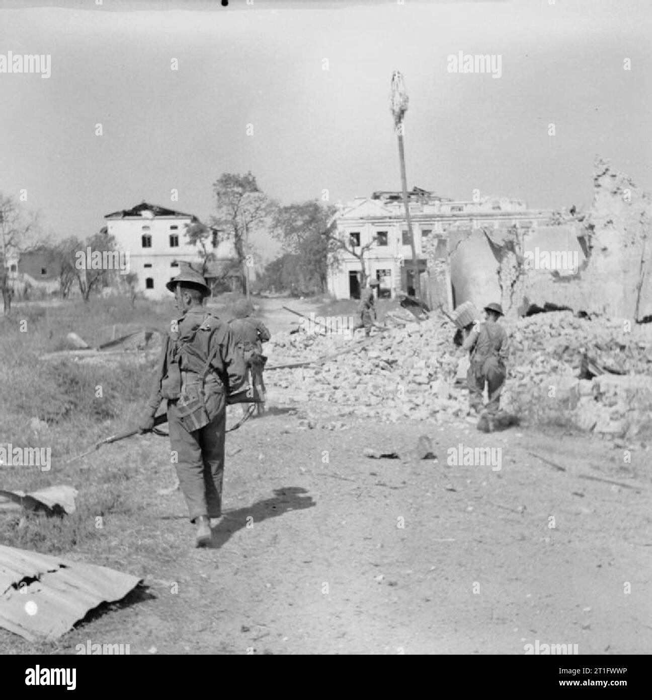 The British Army in Burma 1945 Men of the West Yorkshire Regiment ...