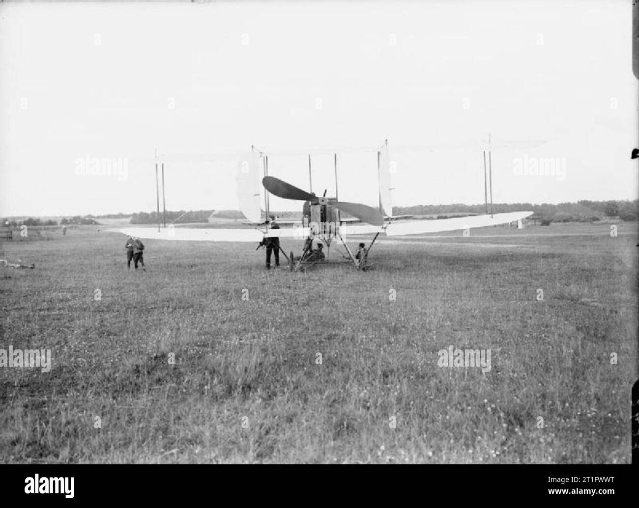 Aviation in Britain Before the First World War An SE 1 on the ground ...