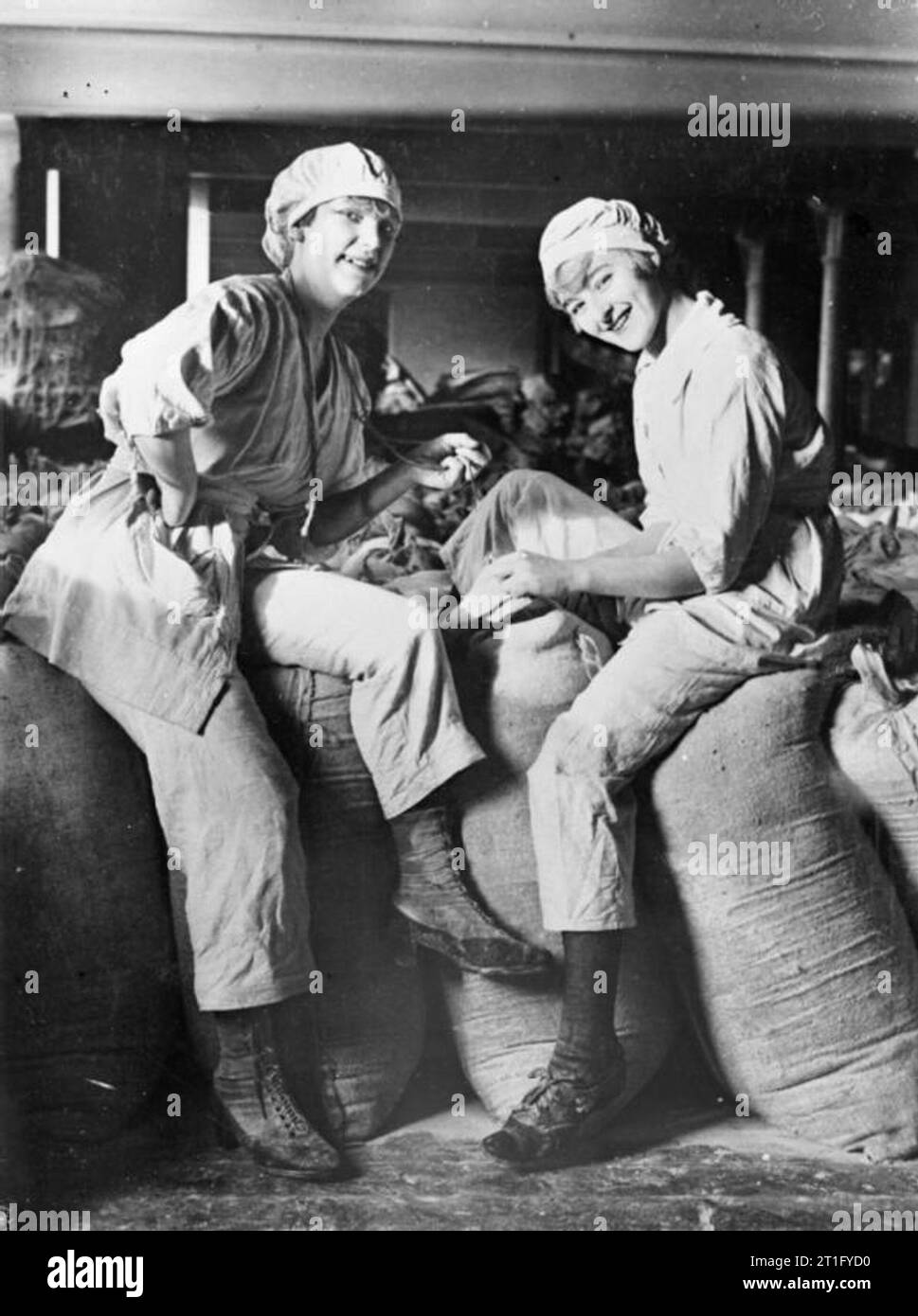 Flour mill workers hi-res stock photography and images - Alamy