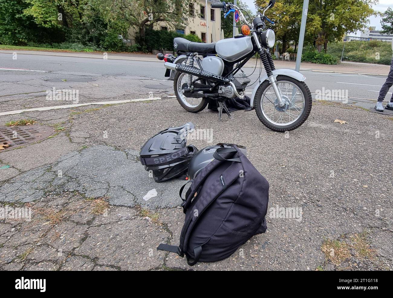 10 30 on clock hi-res stock photography and images - Alamy