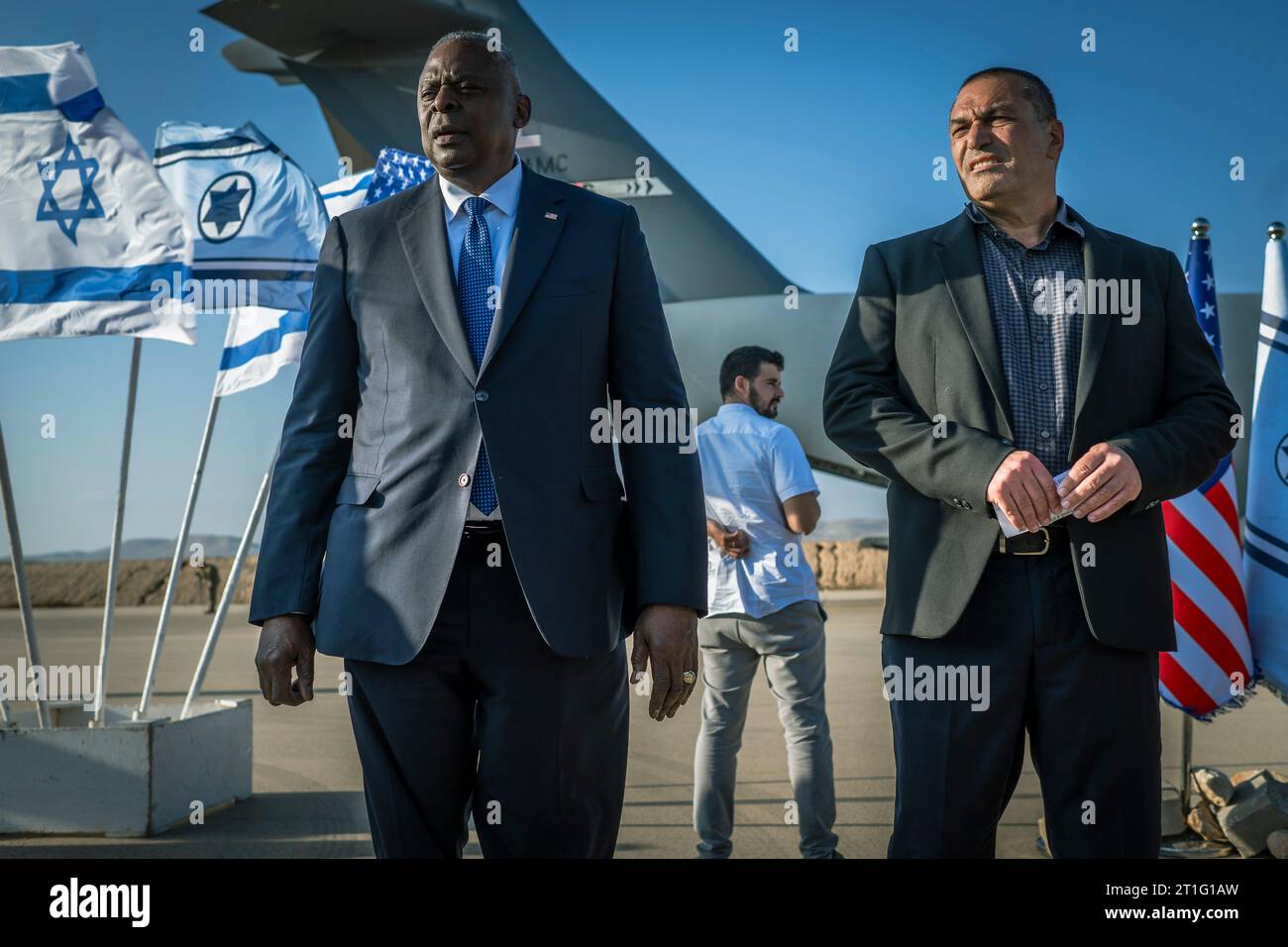 Israel hamas flags hi-res stock photography and images - Alamy