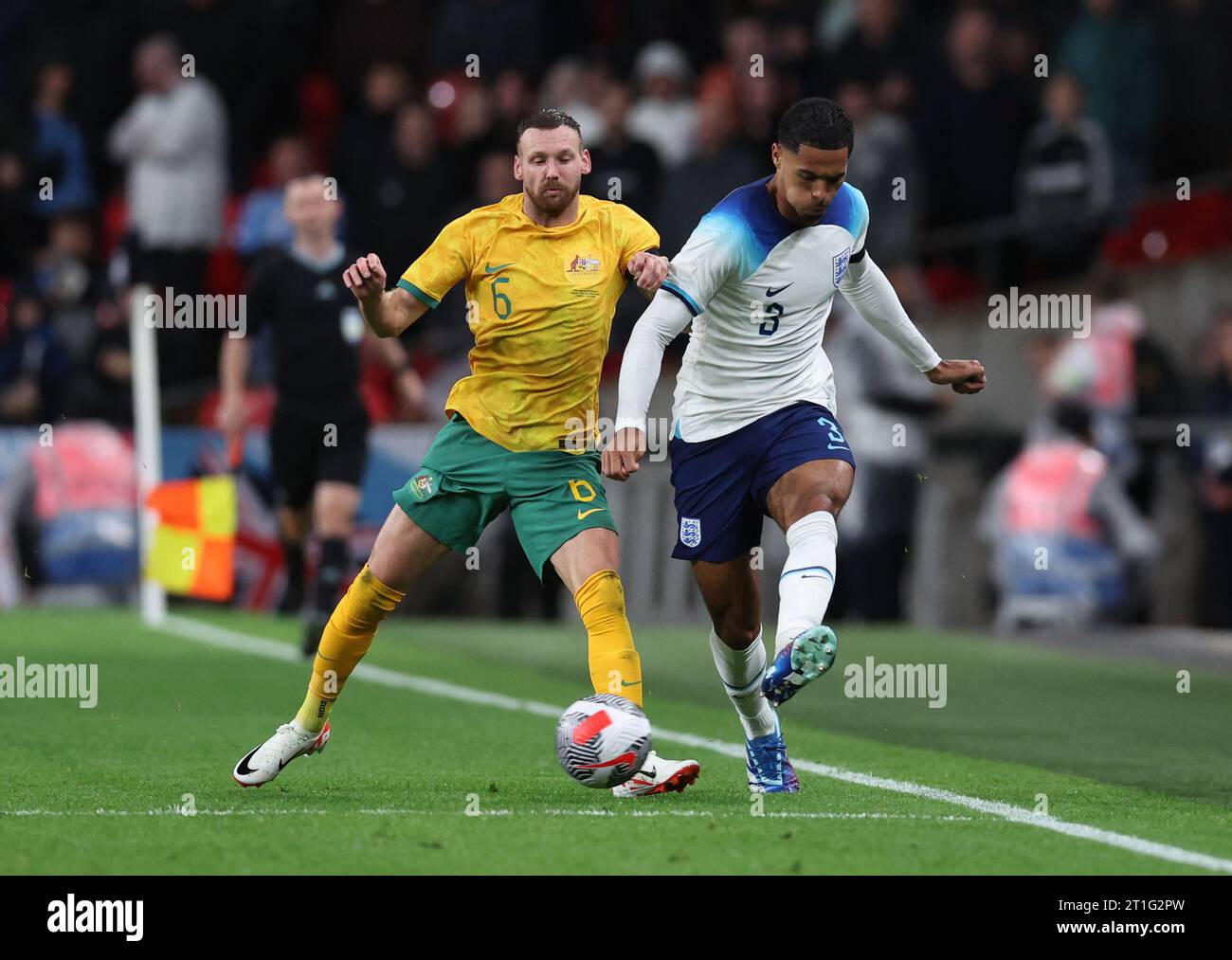 London, UK. 13th Oct, 2023. Martin Boyle of Australia and Levi Colwill ...