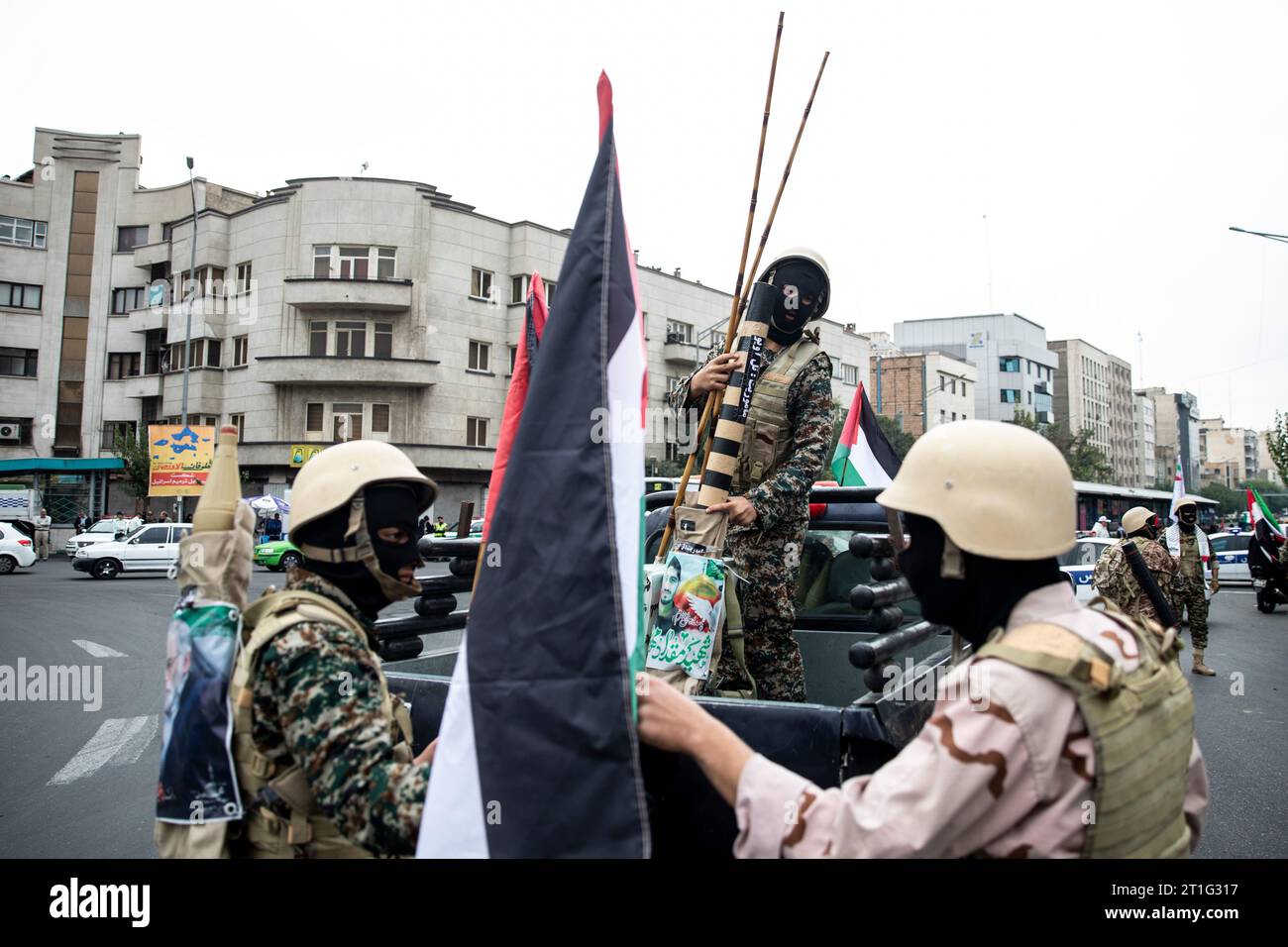 Paramilitary style hi-res stock photography and images - Alamy