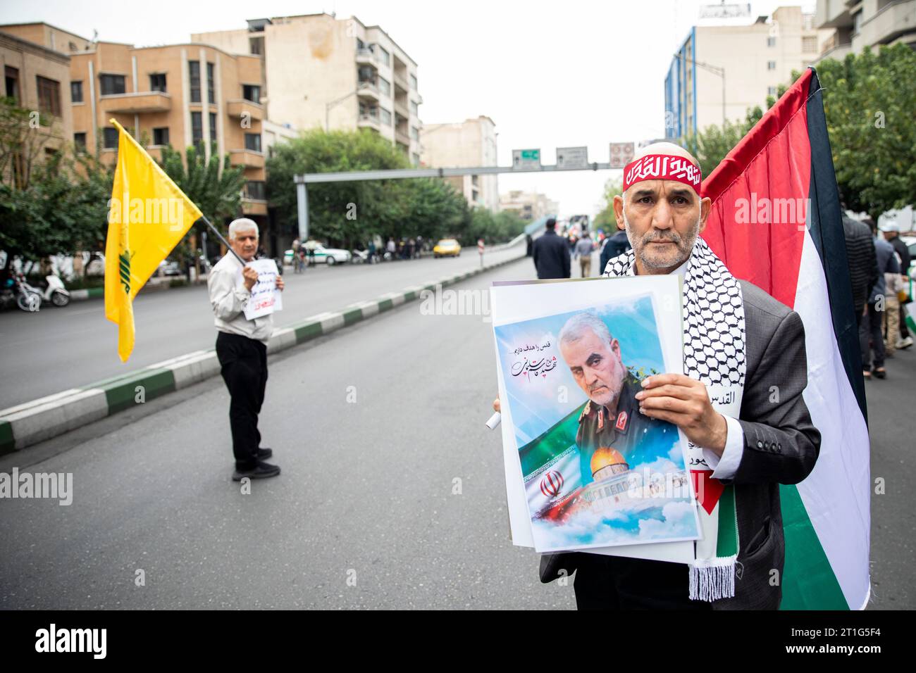 Quds force rally iran flag hi-res stock photography and images - Alamy