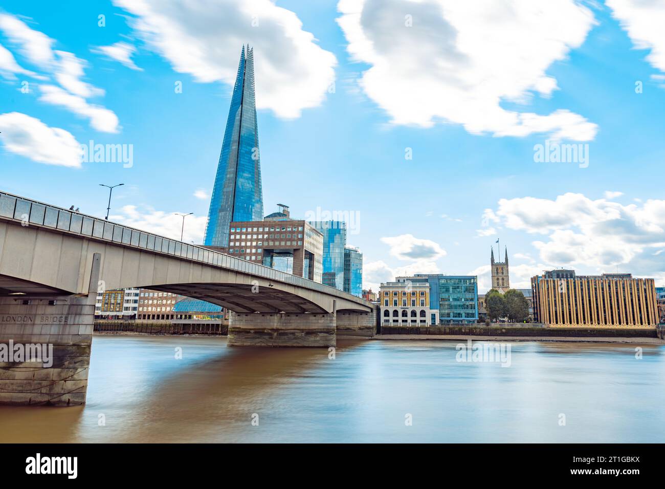 London buildings landmarks hi-res stock photography and images - Alamy