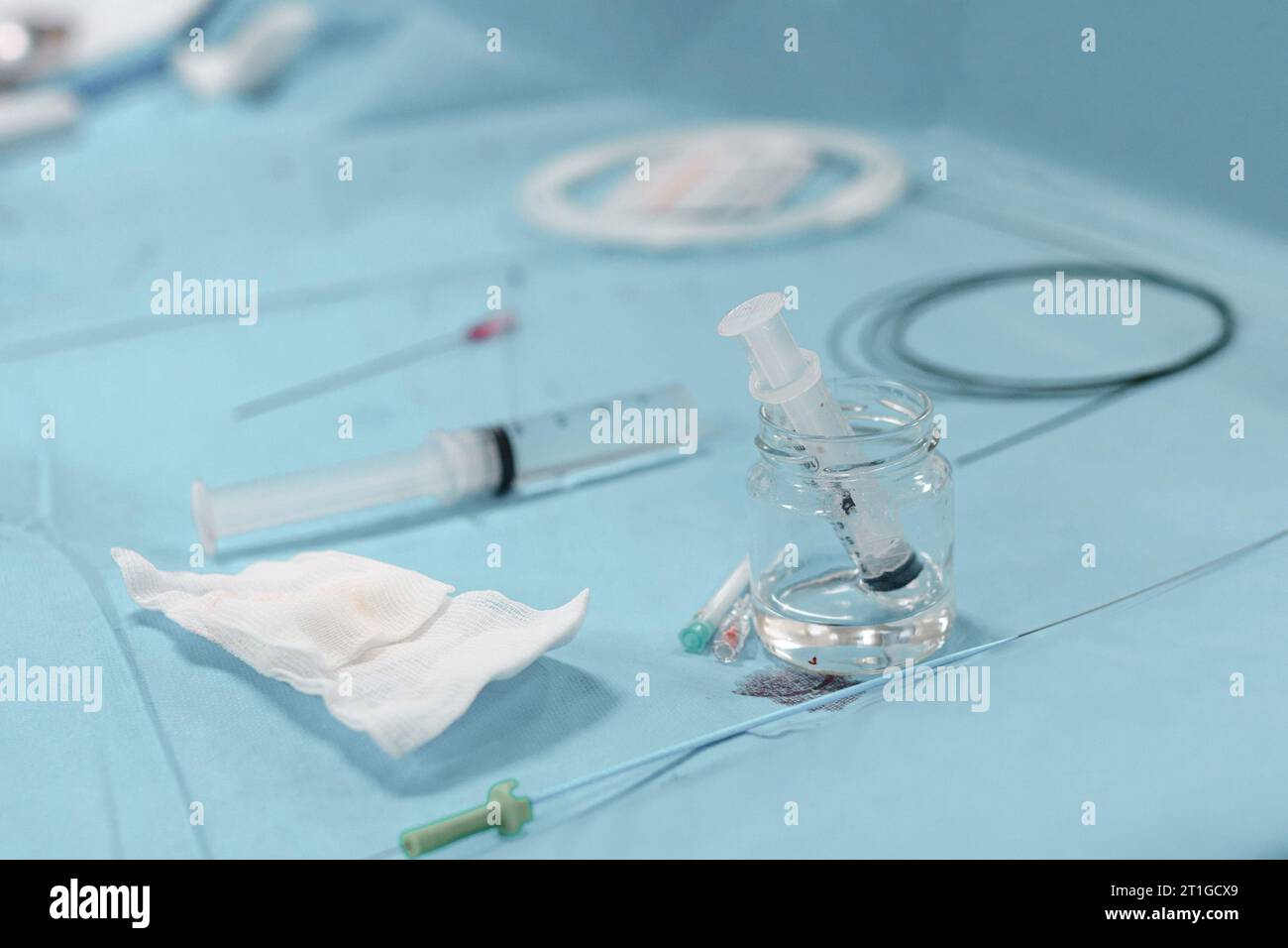Tools and equipment on the operating table Stock Photo - Alamy