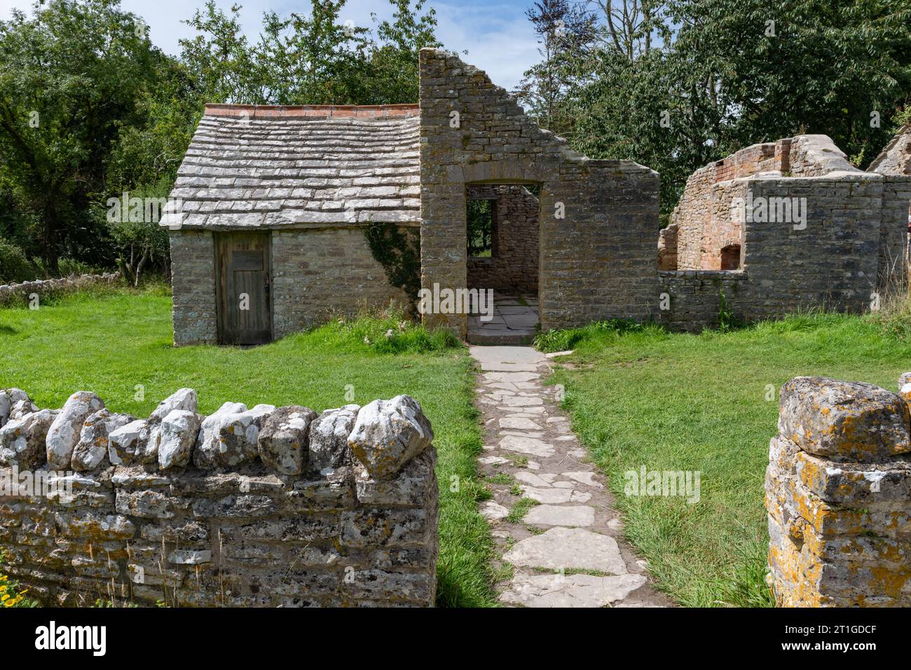 Photo of an abandoned building in Tyneham village in Dorset Stock Photo ...