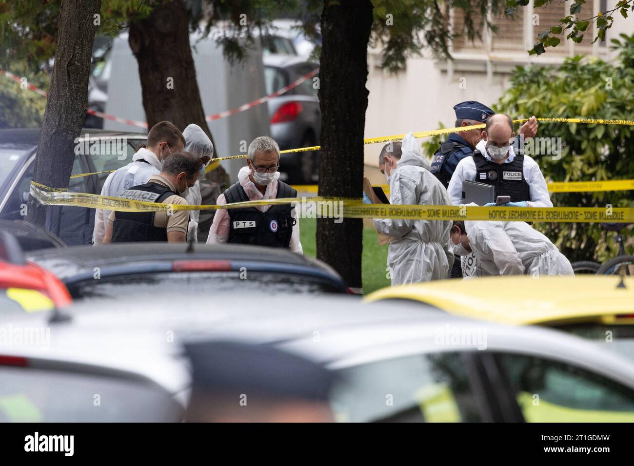 Arras, France. 13th Oct, 2023. French police officers from the forensic ...