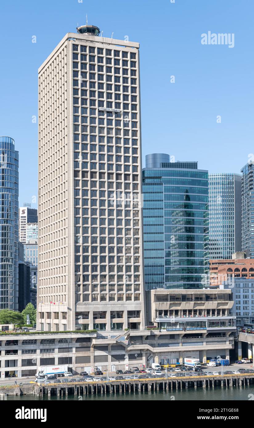 Granville Square Tower in the Financial District, Vancouver, Canada Stock Photo - Alamy