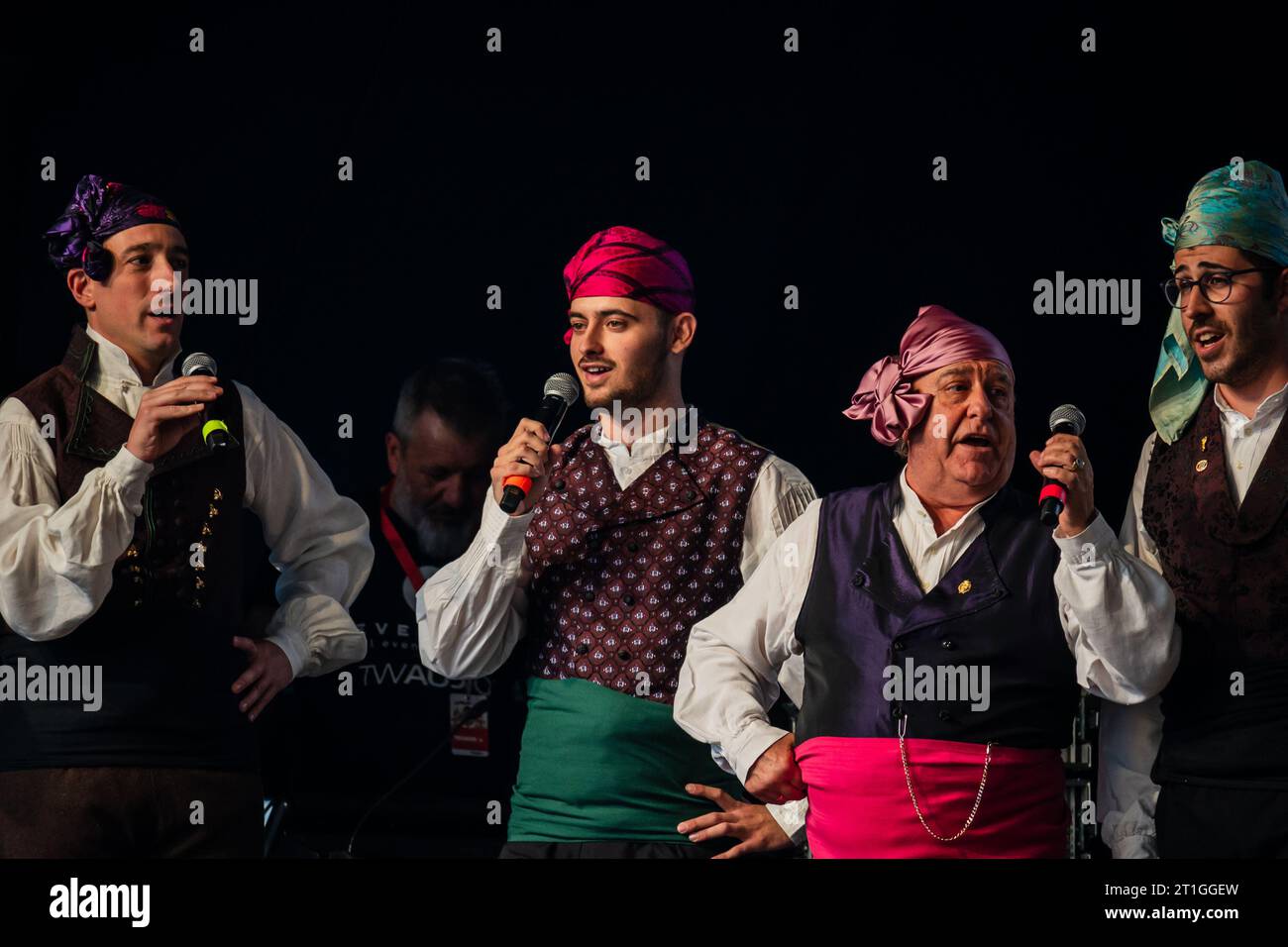 Jota dance hi-res stock photography and images - Alamy