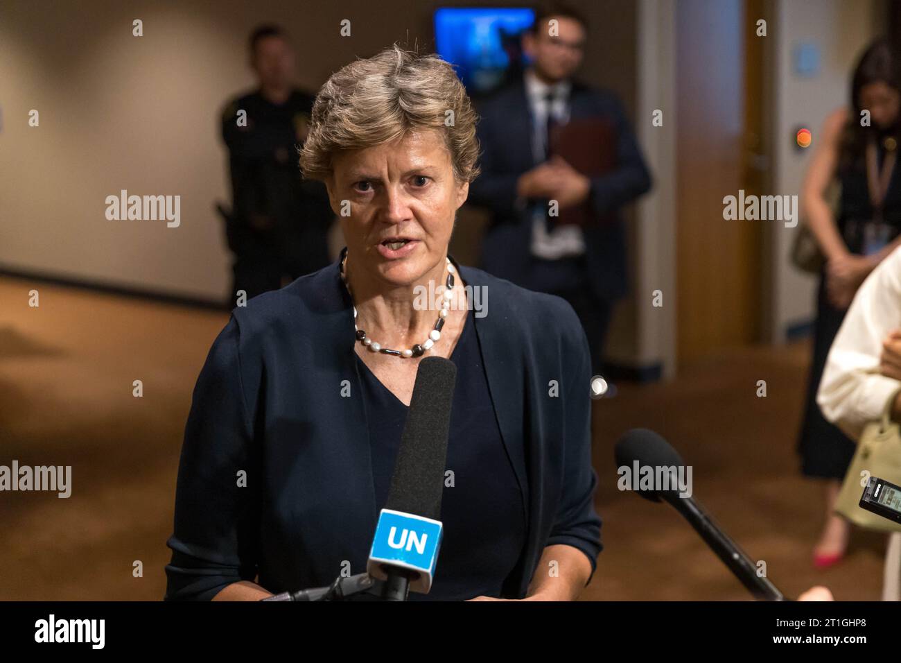 Barbara woodward hi-res stock photography and images - Alamy