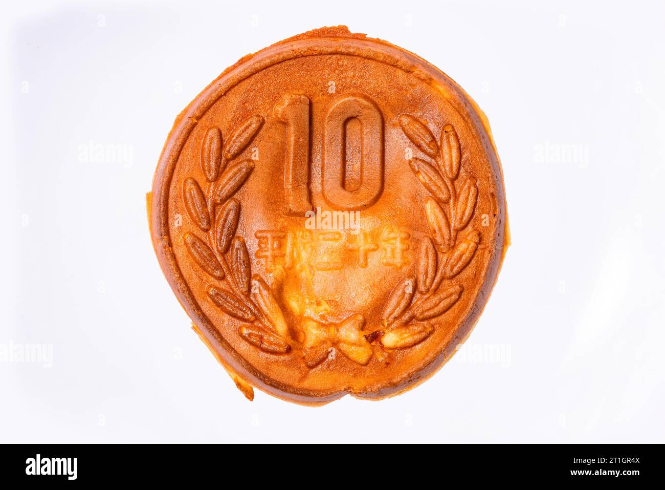 Close up on a pancake shaped like a Japanese 10 yen coin which is a ...