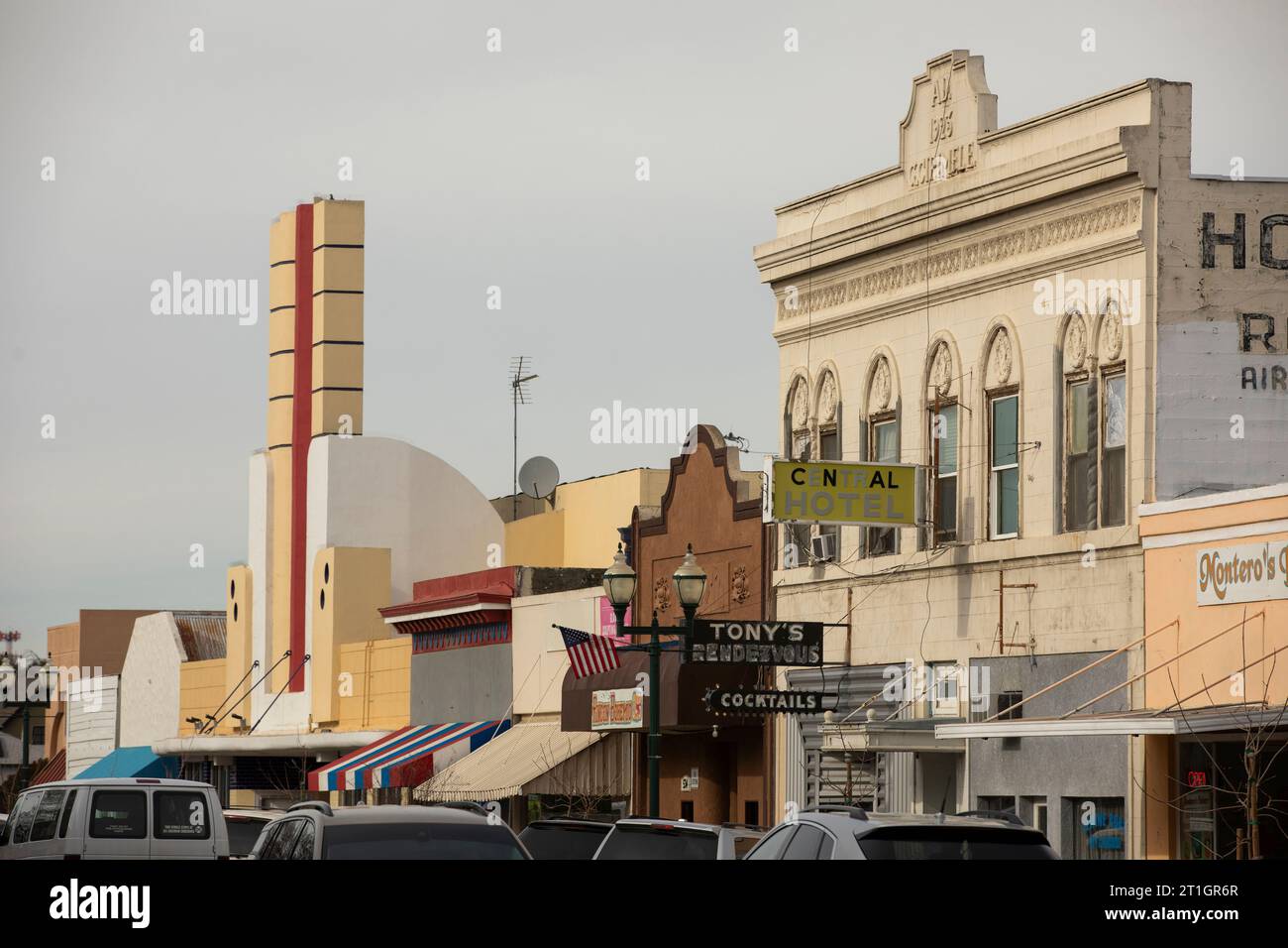 Los Banos, California, USA - January 3, 2023: Cloudy winter sun shines ...