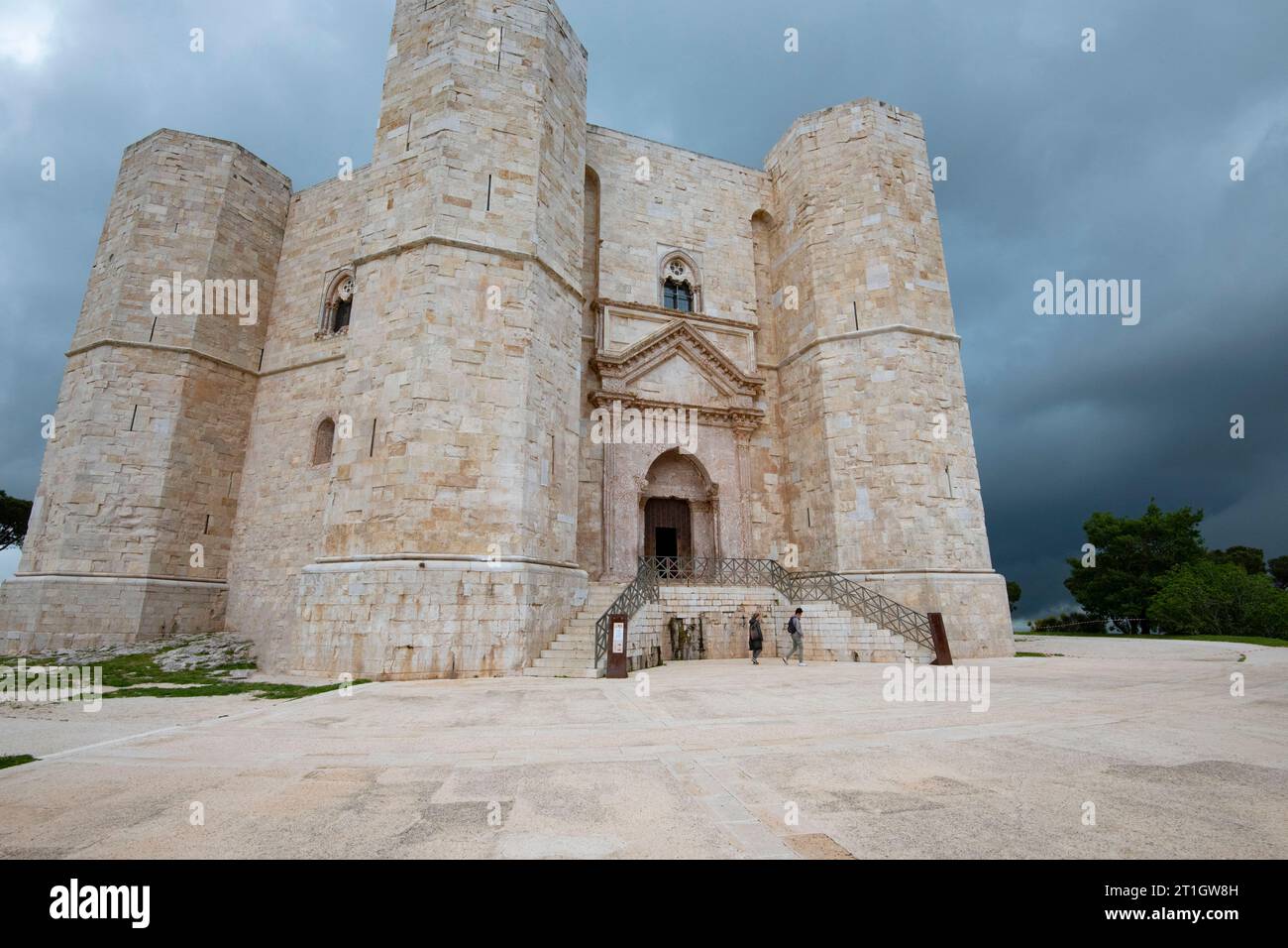 Castle of Monte - Apulia - Italy Stock Photo - Alamy