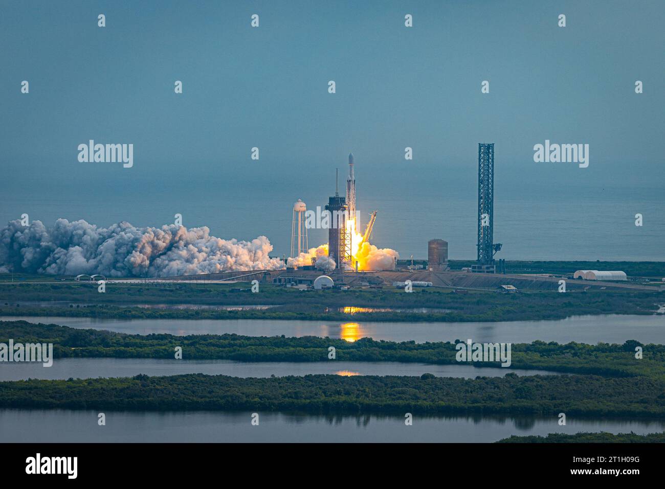 Cape Canaveral, USA. 13th Oct, 2023. NASA launches Psyche on SpaceX ...