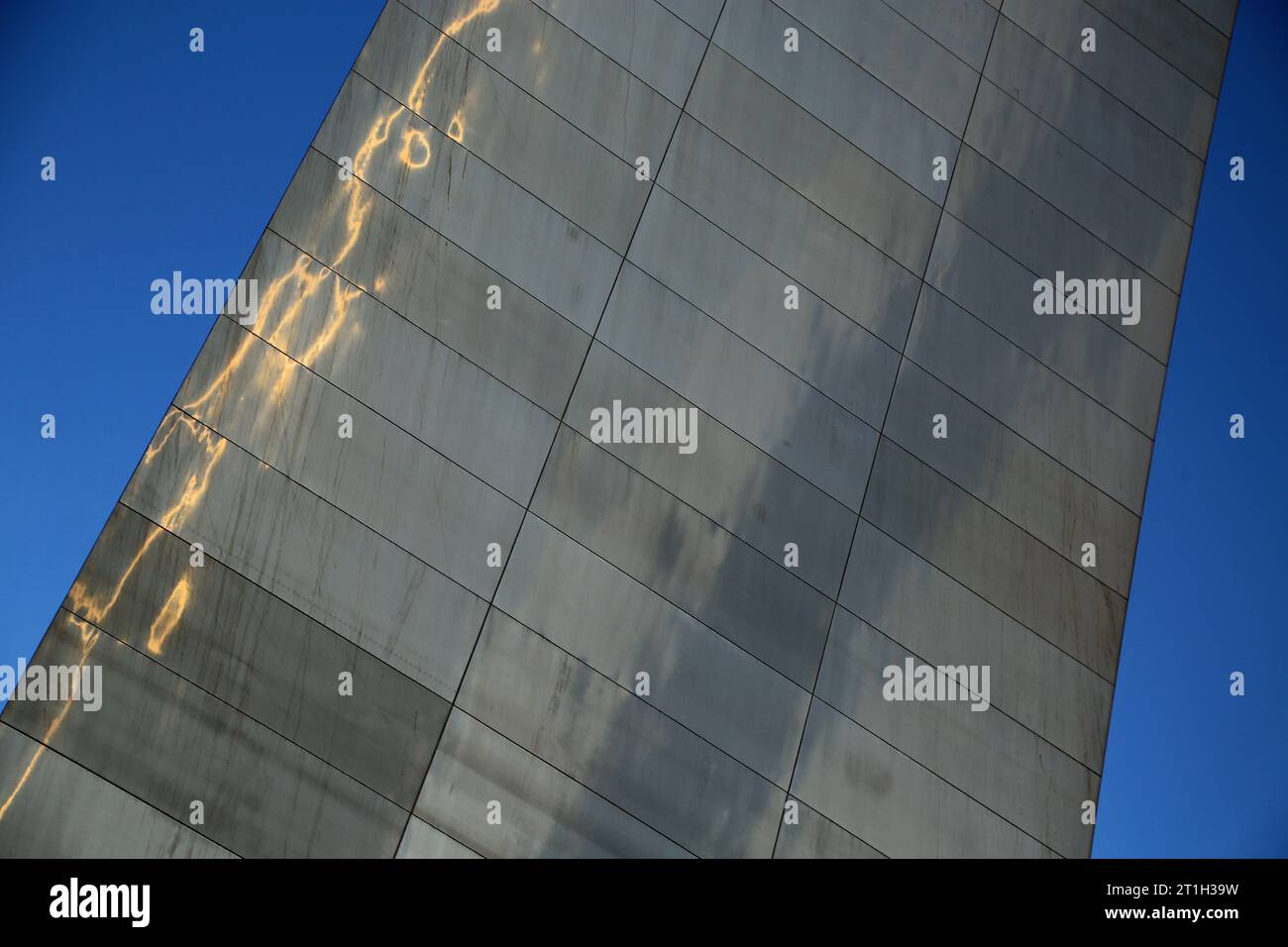 The arch close up - Gateway Arch, St Louis, Missouri Stock Photo - Alamy
