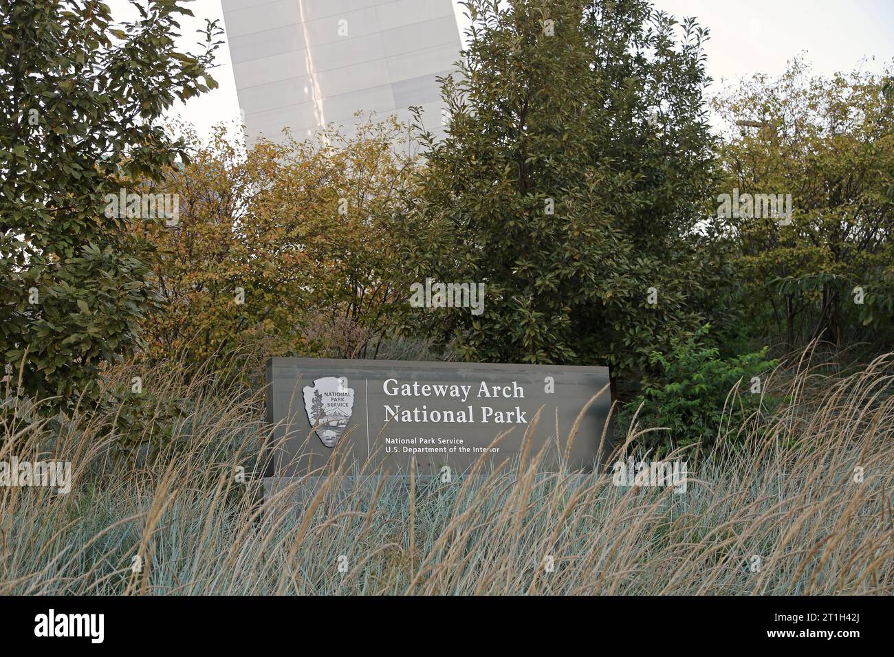 Gateway arch national park sign hi-res stock photography and images - Alamy