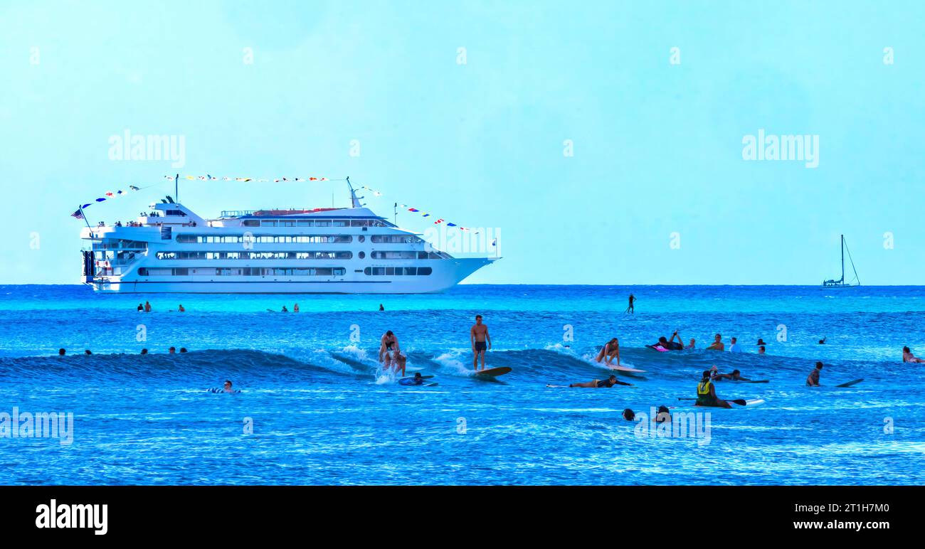 Colorful Swimmers Surfers Cruise Ship Waikiki Beach Honolulu Oahu ...