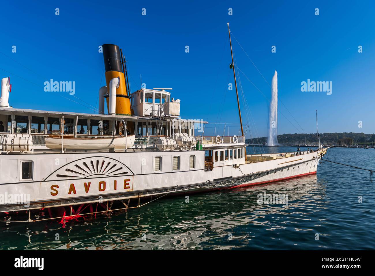 Emblematic paddle boat of Lake Geneva, in Geneva, Switzerland Stock ...