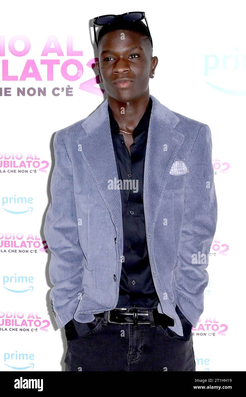 Ibrahima Gueye bei der Premiere des Amazon Prime Video Films Addio al nubilato 2 - l isola che ...