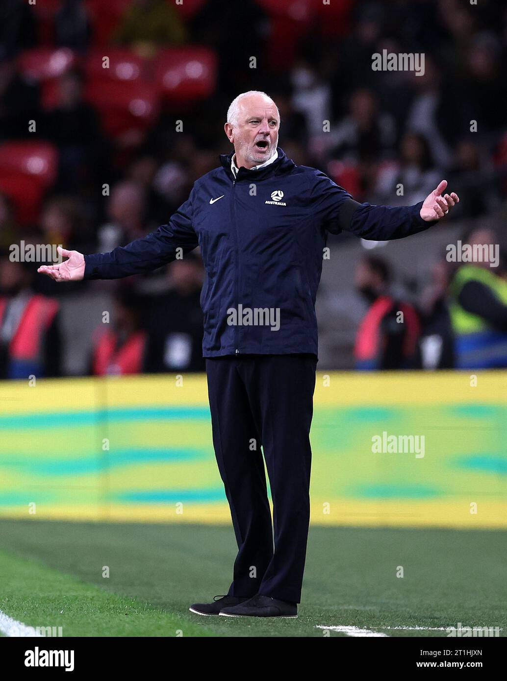 Graham arnold australia coach hi-res stock photography and images - Alamy