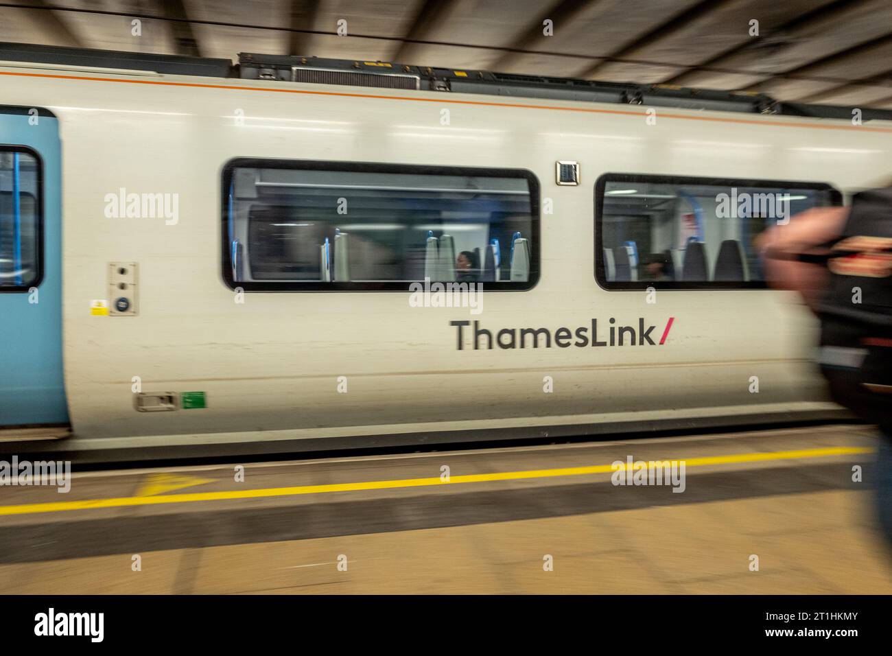 London, October 13th 2023: Thameslink train at Farringdon station Stock ...