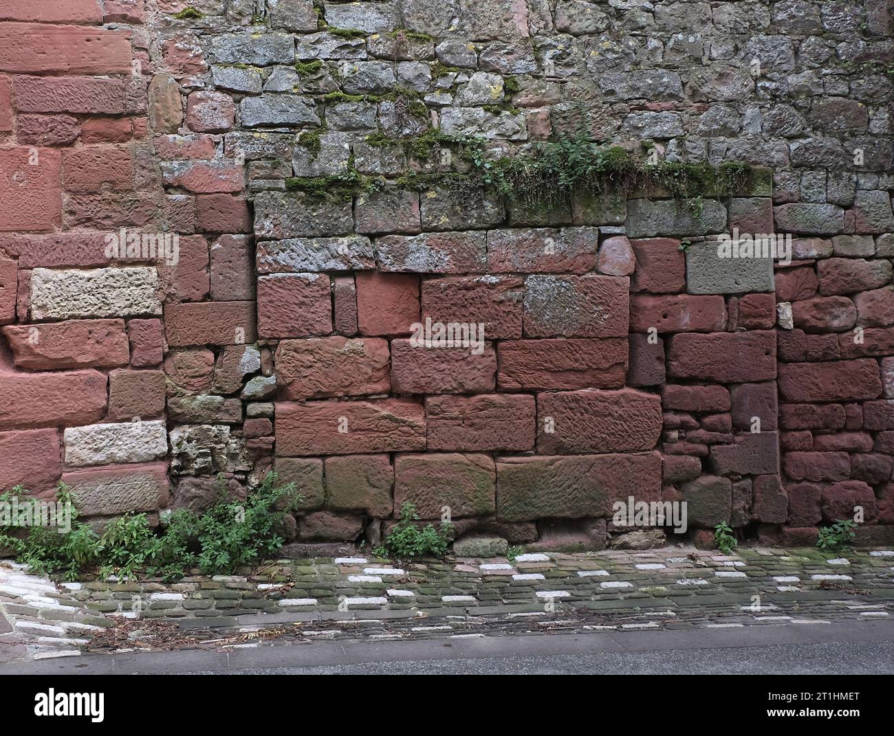 The most interesting deteriorated walls I've come across. Large ...