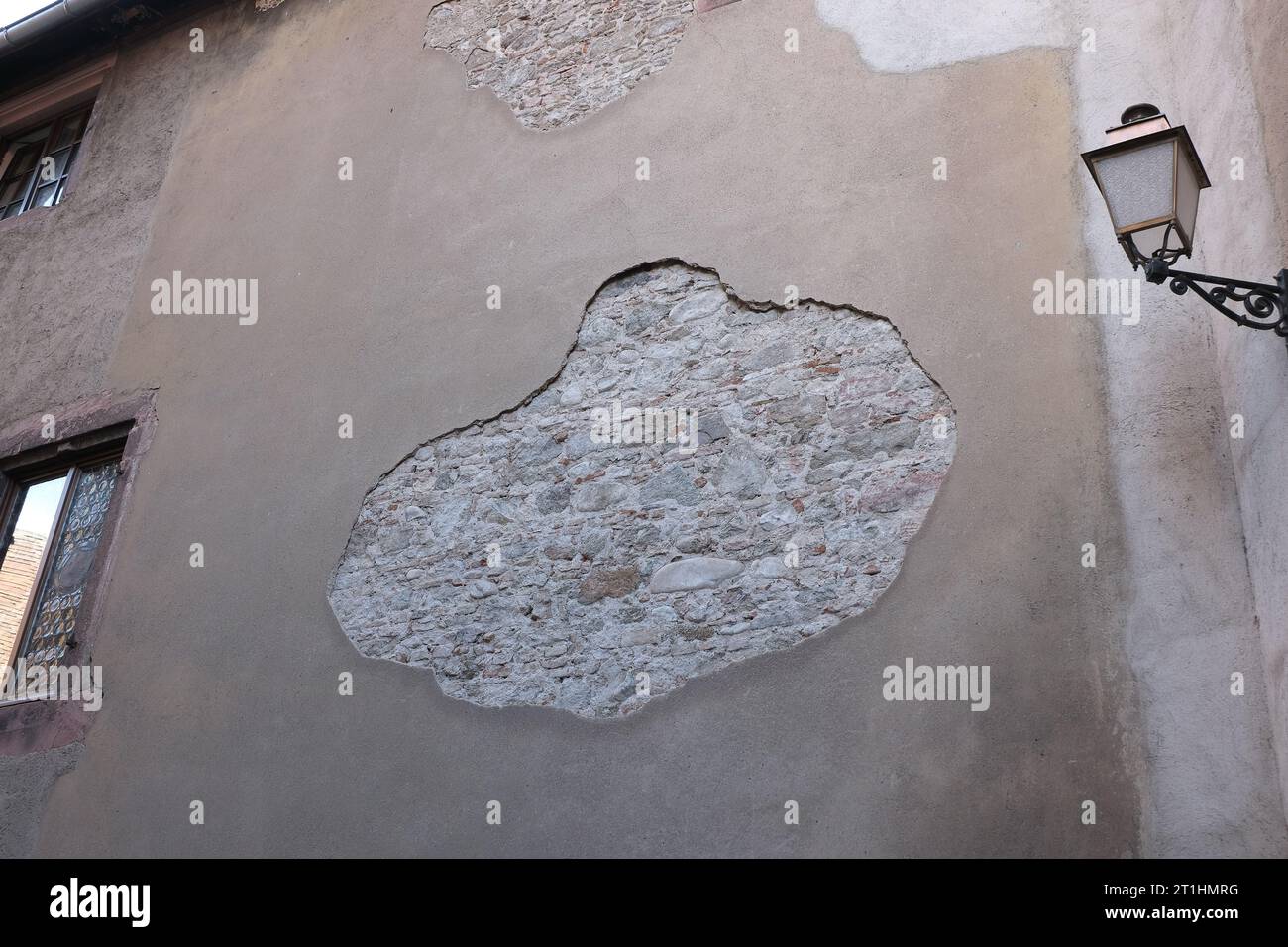 The most interesting deteriorated walls I've come across. Large ...