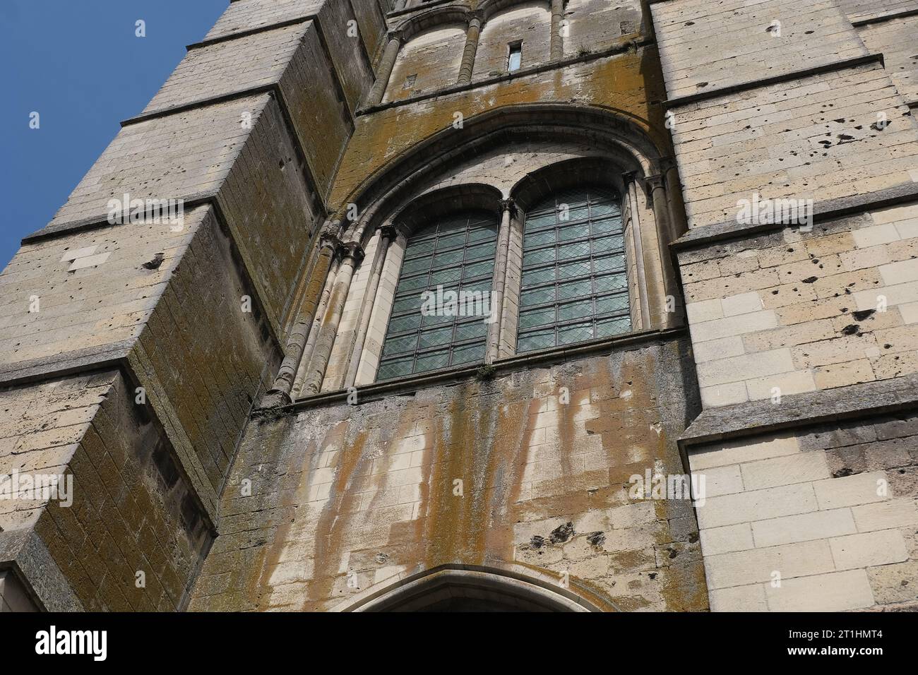 The most interesting deteriorated walls I've come across. Large ...