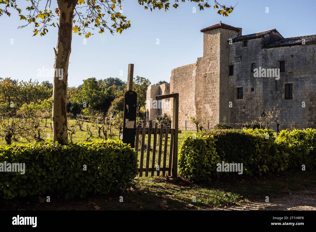 Larressingle hi-res stock photography and images - Alamy
