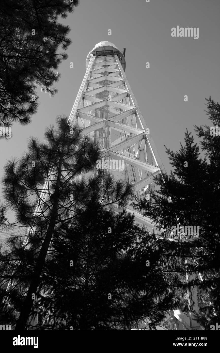 46 foot tower hi-res stock photography and images - Alamy