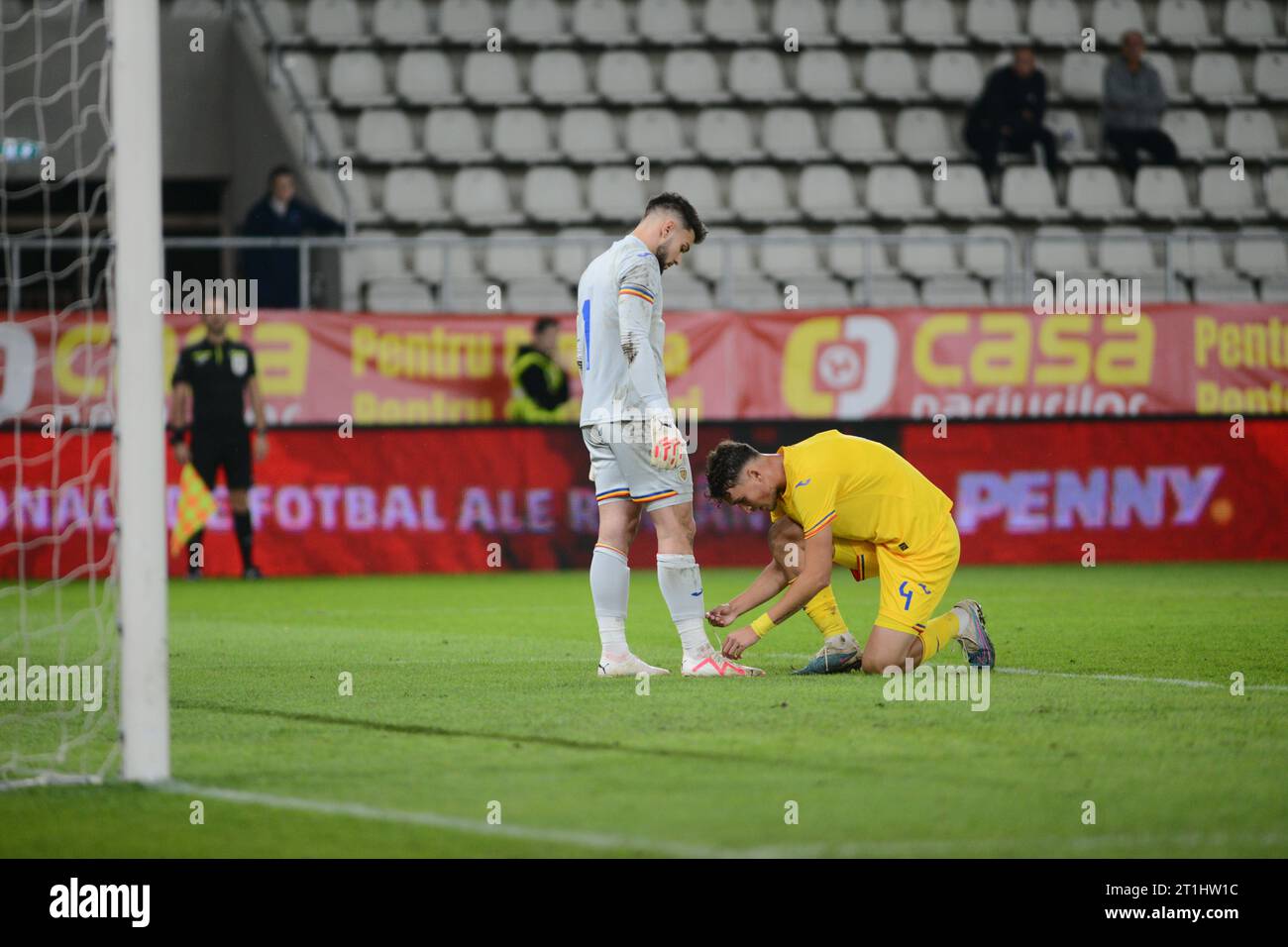 Portarul robert popa hi-res stock photography and images - Alamy