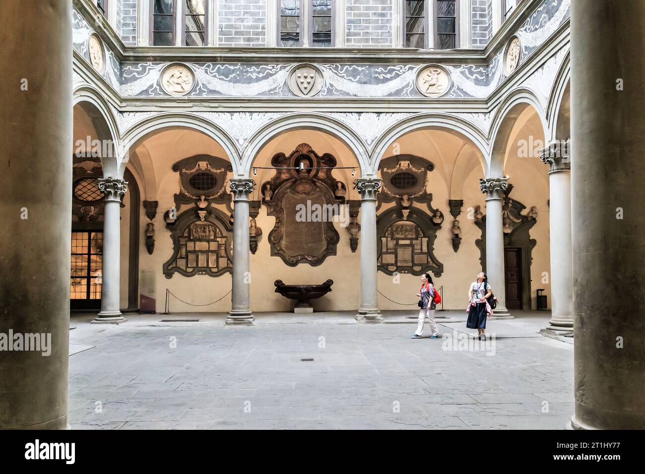 FLORENCE, ITALY - SEPTEMBER 12, 2018: This is the inner courtyard of ...