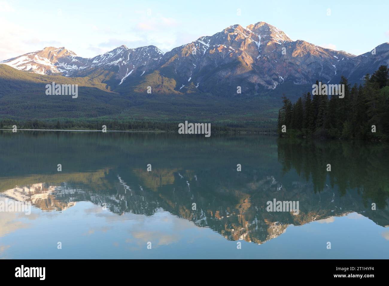Golden sunset to blue hour at Pyramid Lake in Jasper National Park ...