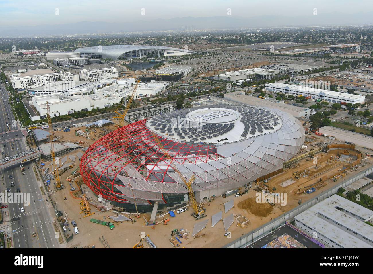 Los angeles intuit dome aerial hi-res stock photography and images - Alamy