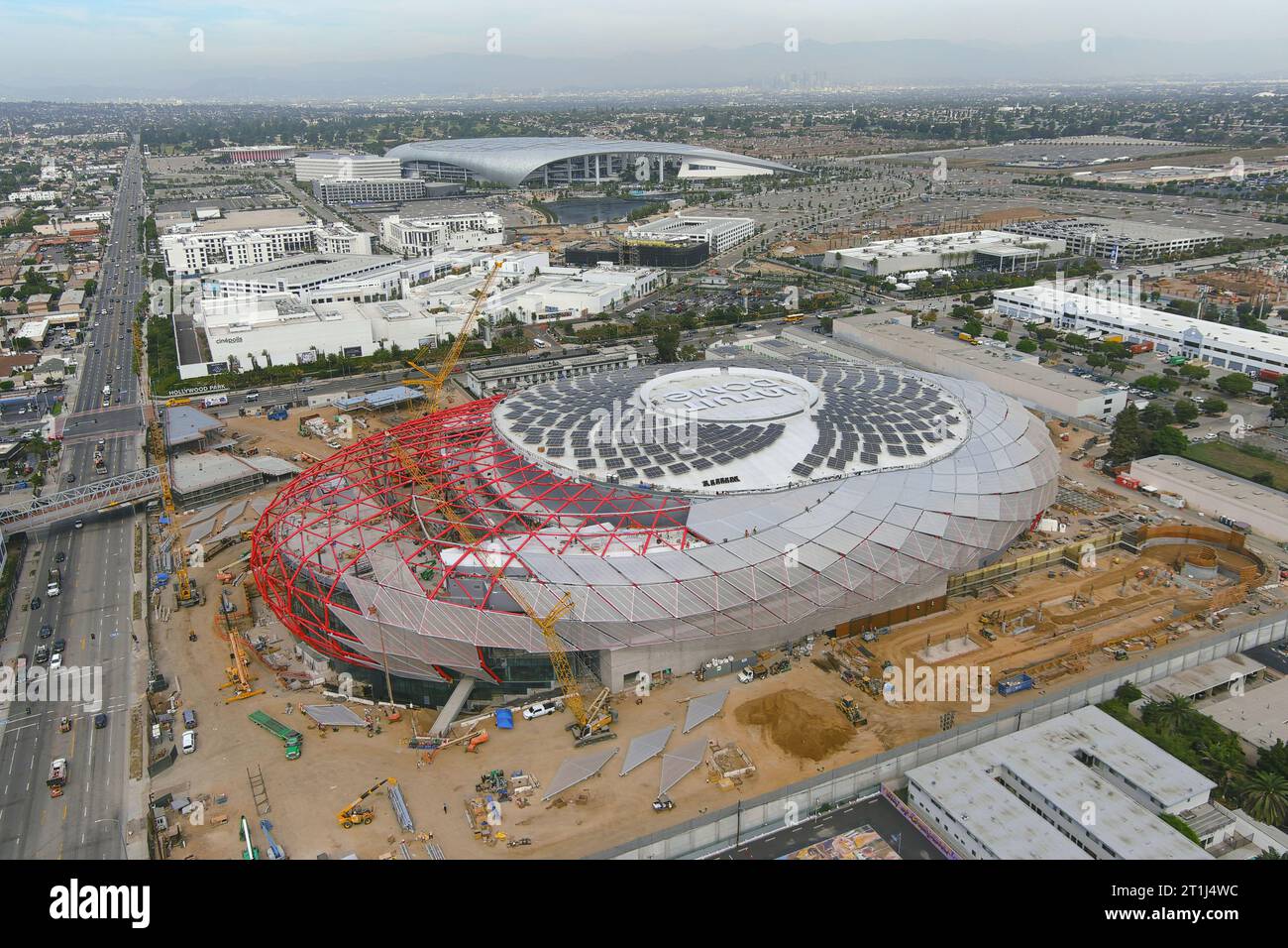 Los angeles intuit dome aerial hi-res stock photography and images - Alamy