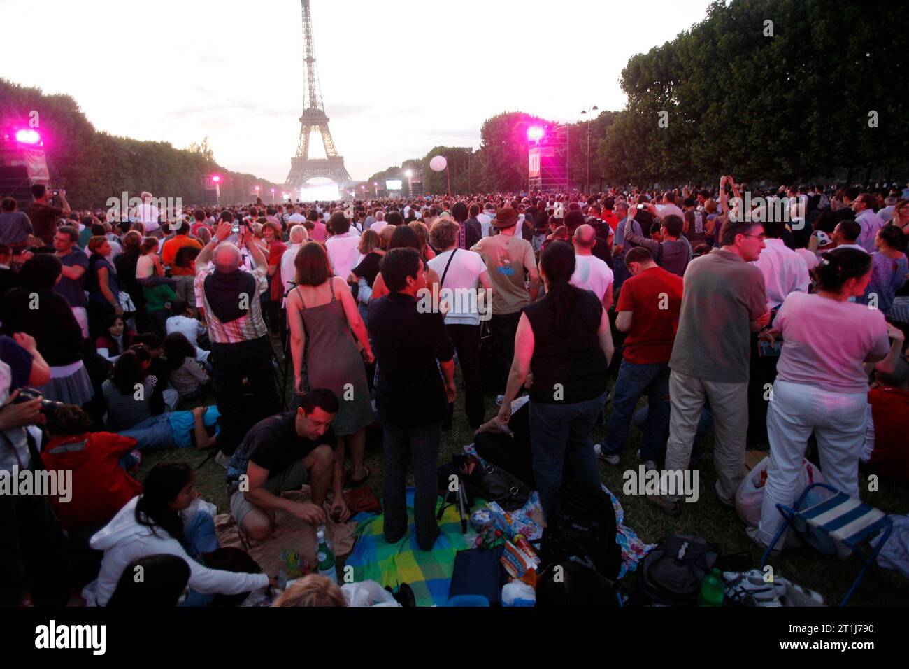 120 years birthday hi-res stock photography and images - Alamy