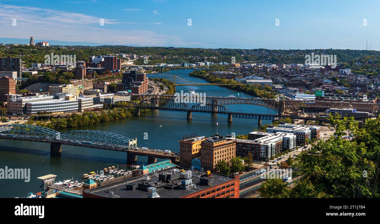 A view of the bridges on the Monongahela River from Mount Washington in ...