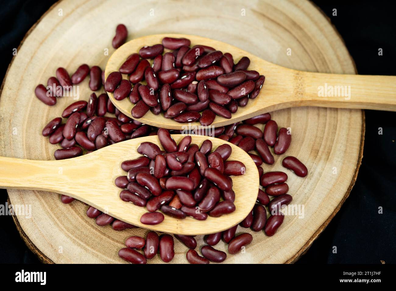 Red haricot beans adzuki hi-res stock photography and images - Alamy
