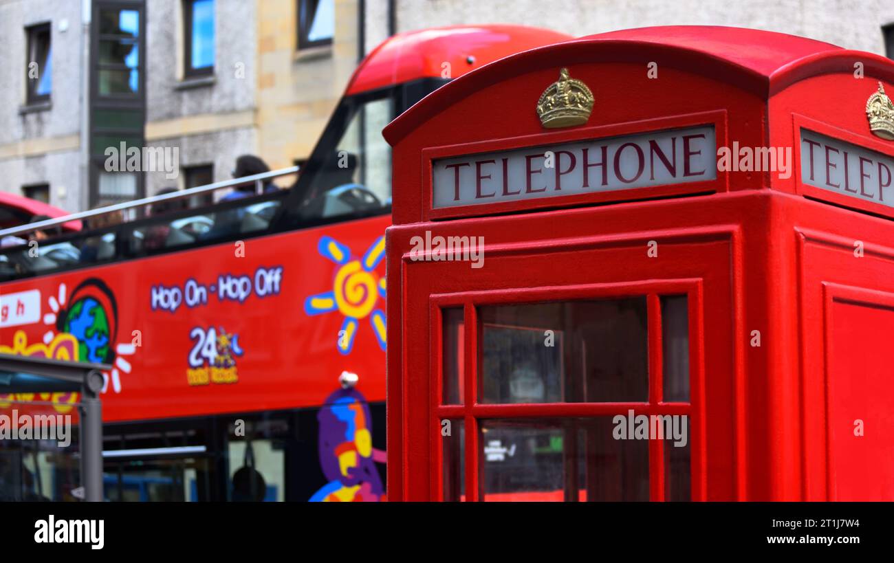 Red telephone boxes edinburgh hi-res stock photography and images - Alamy